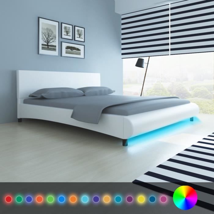 Lit en cuir artificiel Blanc 180 x 200 cm avec bande de LED au pied 16 ...