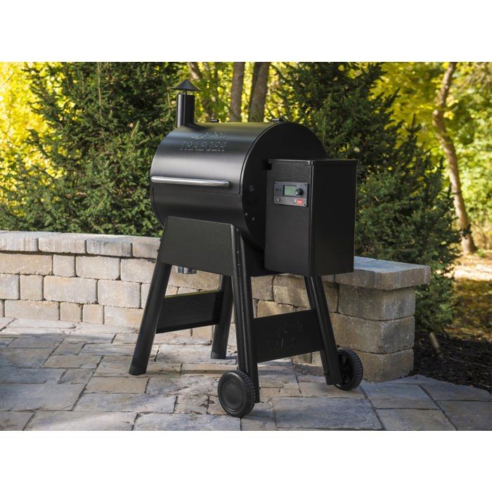 Barbecue à pellet PRO 575 - TRAEGER - TFB57GLEC - Cdiscount Jardin