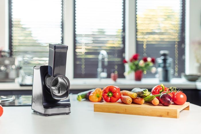 Coupe Legumes Multifonctions - Râpe électrique pour couper, râper, racler et broyer - Acier ...