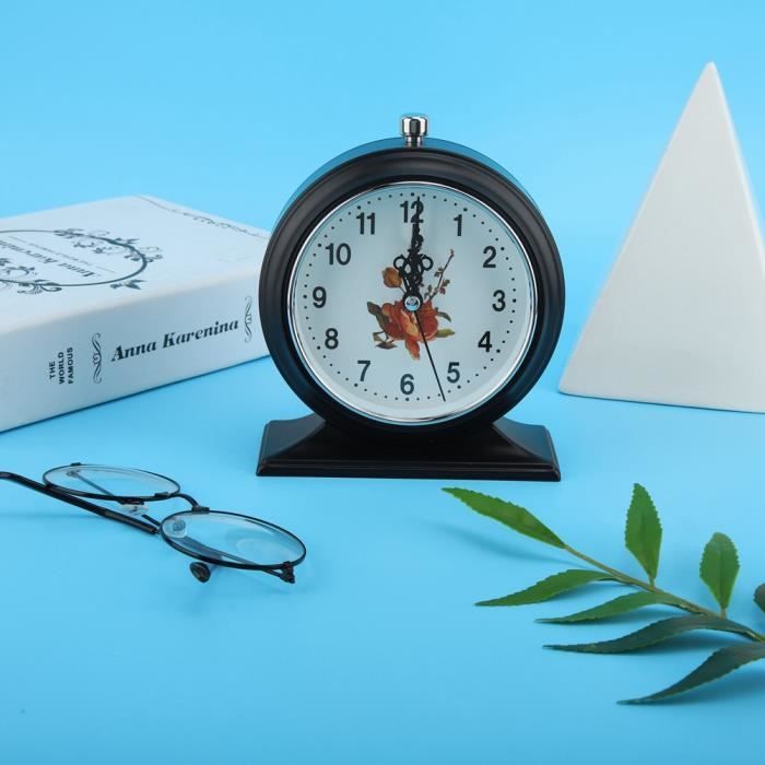 Réveil rétro Horloge en métal Réveil lumineux de nuit entièrement en ...