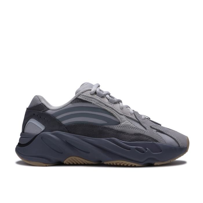 Baskets ADIDAS YEEZY BOOST 700 V2 'TEPHRA' FU7914 Gris - Cdiscount ...
