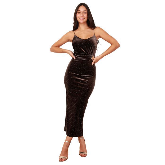 Robe longue et moulante en velours avec strass.Dotée d'une boucle doré ...