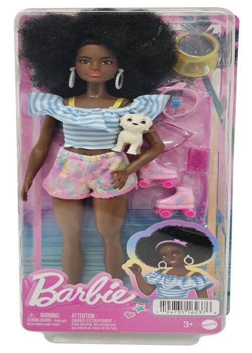 Poupée Barbie - Mattel - HPL77 - Patins à roulettes - Tenue rose ...