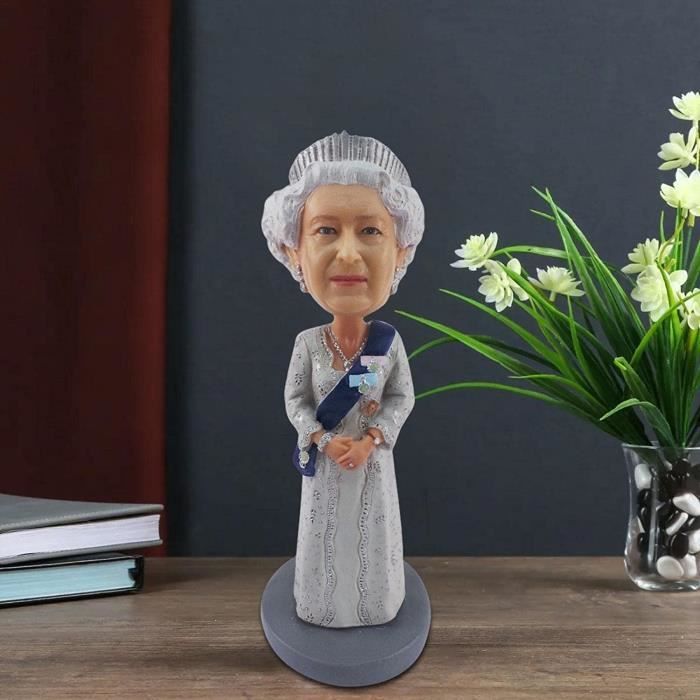 Queen Elizabeth II Figure,Royal Family Queen Elizabeth II Figurine Pop ...