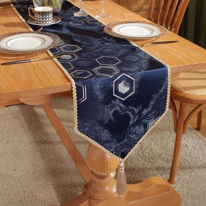 Chemin De Table À Pampilles Chemins De Table Avec Pompons Jacquard ...