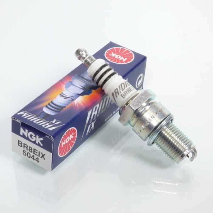 Bougie d'allumage NGK pour Moto Suzuki 425 GS N Après 1979 Neuf ...