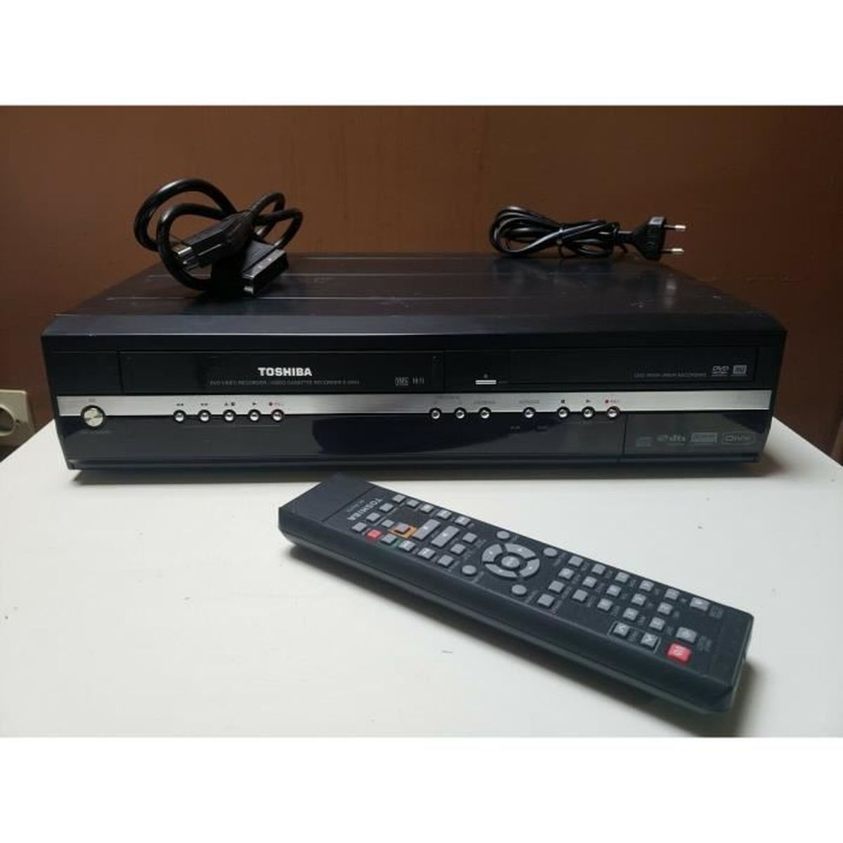 COMBI COMBINE MAGNETOSCOPE TOSHIBA D-VR51 GRAVEUR DVD LECTEUR ...