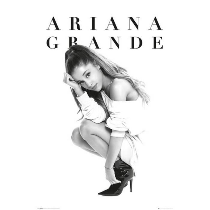 Ariana Grande - Accoupie - Top model - 61x91,5cm - AFFICHE - POSTER ...