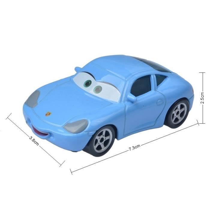 Colorie Sally. Voitures Pixar Cars 3 Lightning McQueen Mater, modèle de ...
