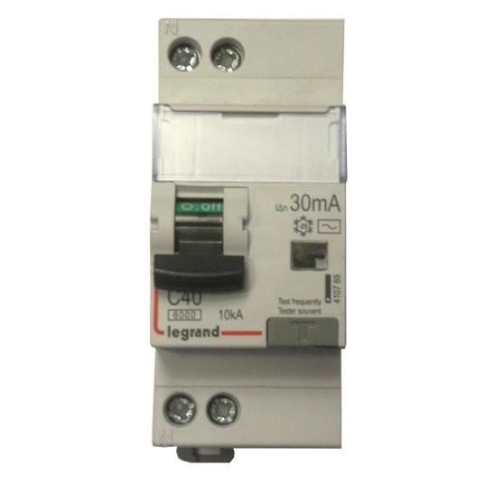 Disjoncteur différentiel mono DX³ 6000-vis/vis-U+N 230V~-40A-typeAC-30mA-10kA-courbe C-départ ...