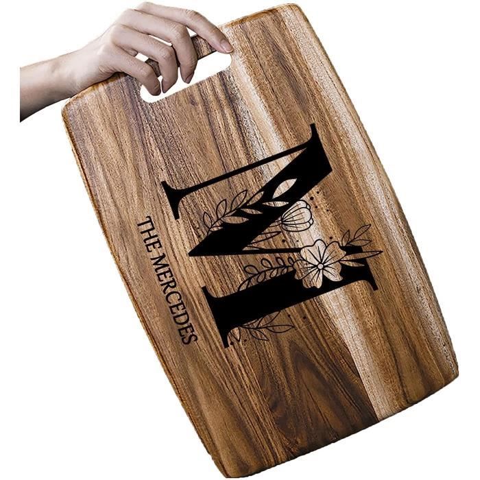 Planches À Découper Faites À La Main Sur Mesure, Initiales Sculptées ...