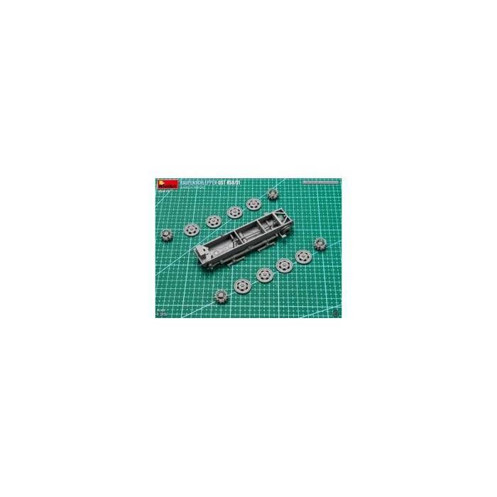 MiniArt - Maquette Chenillette Raupenschlepper Ost Rso/01. Early Prod ...