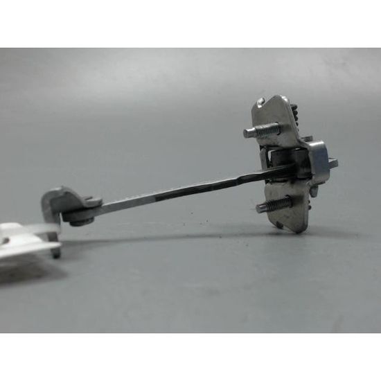 PIECES AUTO D'OCCASION - 804302559R - TIRANT KIT CARROSSERIE - PORTE ...