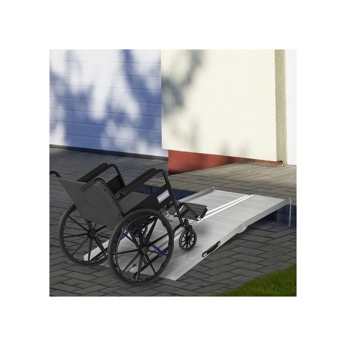 HOMCOM Textured Aluminum Folding Wheelchair Ramp, 183 x 72 cm Portable ...