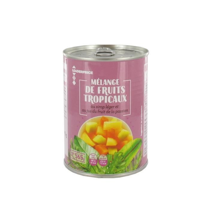 Mélange de fruits tropicaux au sirop léger et au jus du fruit de la ...