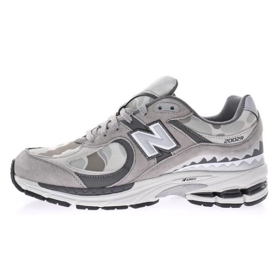 Basket Bape x New Balance NB 2002R M2002RBG Gris - Cdiscount Chaussures