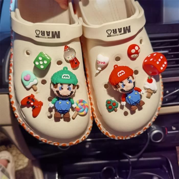 Super Mario Bros Cartoon Figure Shoe Structure Suie Charms, Fit Crocs ...