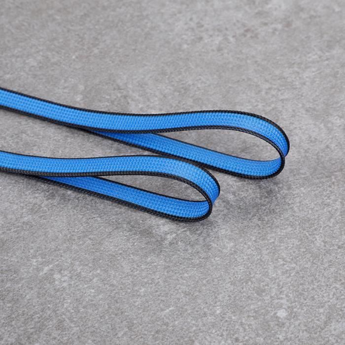Lacets plats colorés en toile deux dimensions Orange bleu mode baskets ...