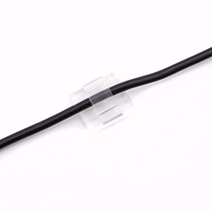 Moulure - goulotte - cache fil - plinthe - gaine range-fil - clips ...