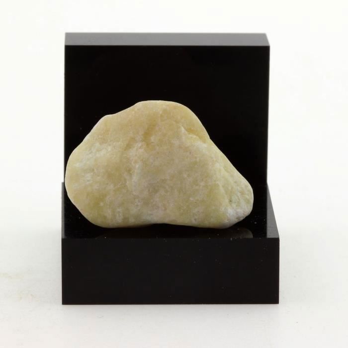 Pierre -Chloromelanite. 29.22 ct. Lanark, Ontario, Canada - Achat ...