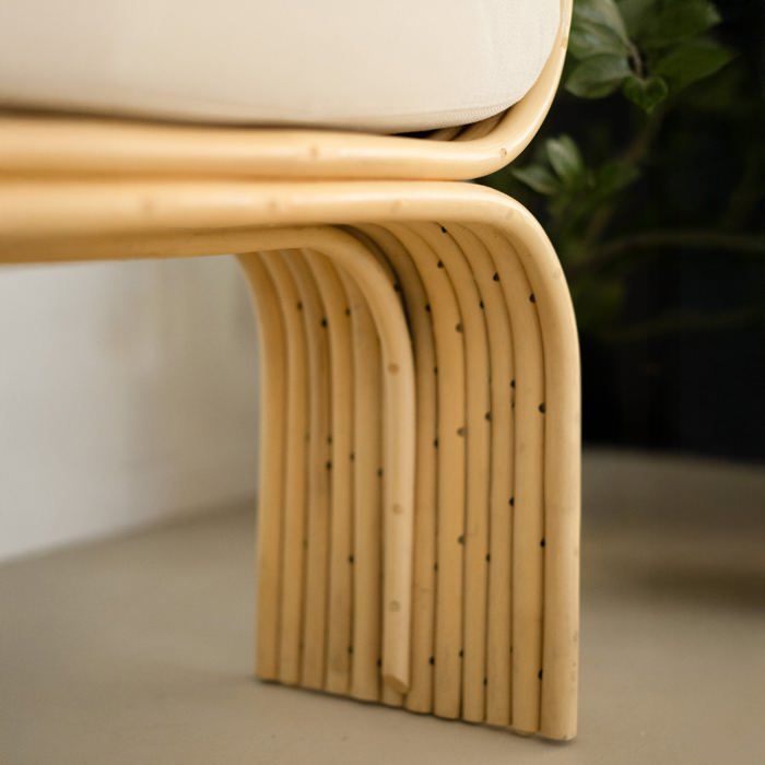Tabouret en rotin et coussin blanc - Réane - Maison Pavane - Cdiscount ...