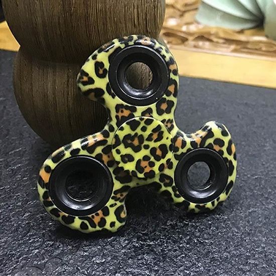 MOON-Fidget Hand spinner Finger Gyro Moulin à vent 10 - Cdiscount Jeux ...