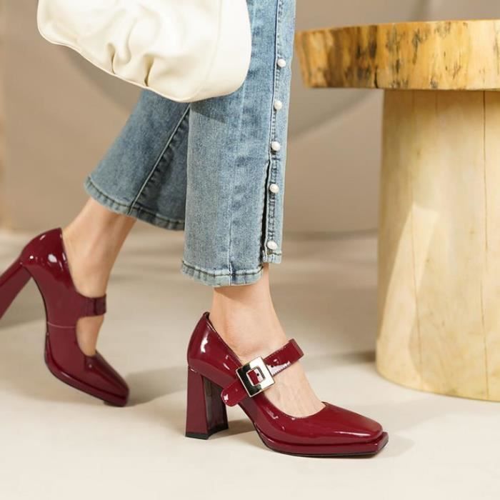Escarpins Femme talons hauts en cuir verni rouge - Marque De Luxe ...