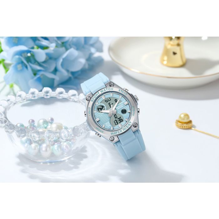 Bleu brume | Montre chrono polyvalente et tendance, un bleu minimaliste ...