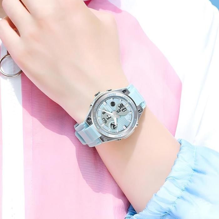 Bleu brume | Montre chrono polyvalente et tendance, un bleu minimaliste ...