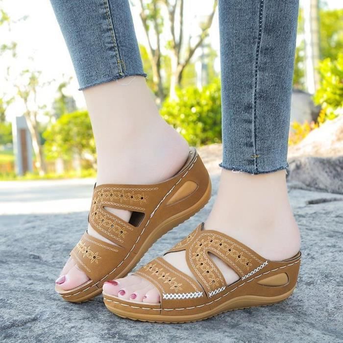 Chaussures compensées à bout de poisson, chaussons brodés multicolores ...