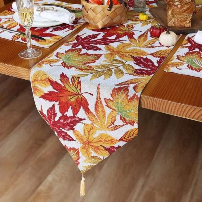 Chemin De Table En Feuilles D'Érable Chemin De Table D'Automne Chemin ...