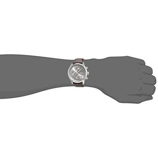Montre Hugo Boss 1513476 Chronographe Cuir Gris Resistante a l eau