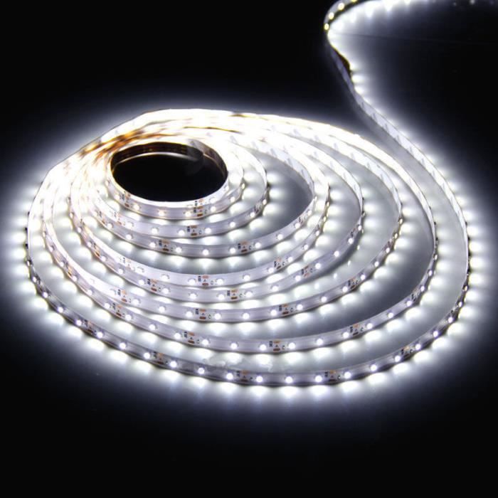 Bandes LED flexibles, 12V, blanc froid , de 300 unités 5050 SMD LED ...