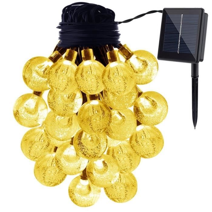 La ficelle solaire de LED allume des lumières de chaîne extérieures ...