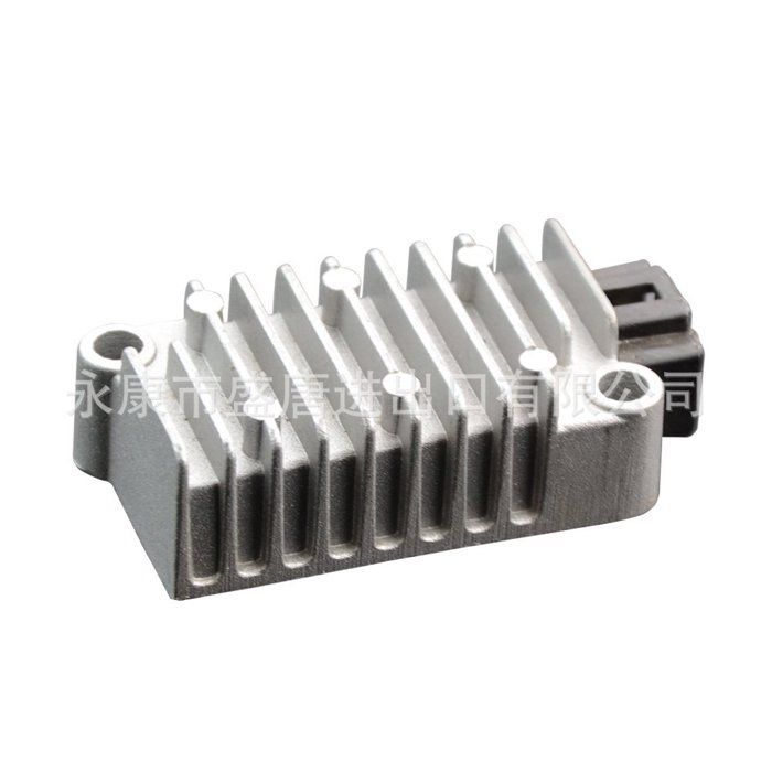 MOULURE - GOULOTTE - CACHE FIL - PLINTHE - GAINE RANGE-FIL - CLIPS ...
