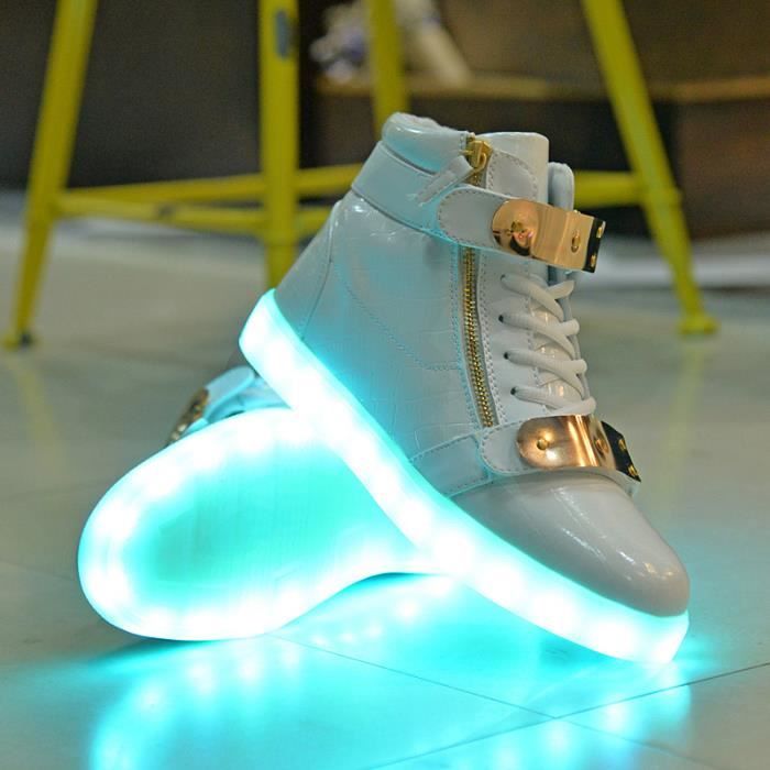Vente chaude Chaussures femmes High Top LED pour adultes blanc lumineux ...