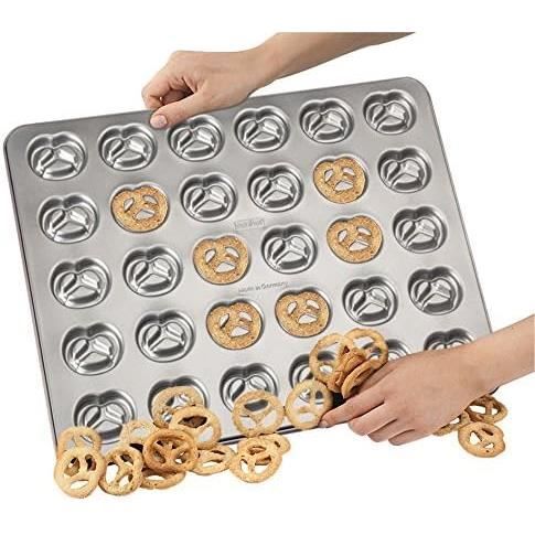 7474 Plaque De 30 Bretzels, Moule Pour Mini Bretzels, Moule À Bretzel ...