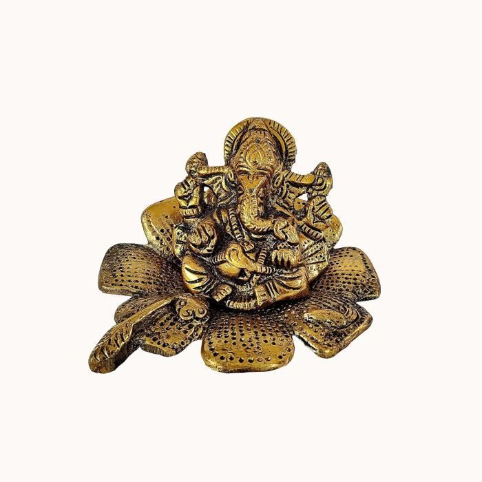 Statue De Ganesh Sculptée Avec Beaucoup De Détails En Finition Ivoire ...