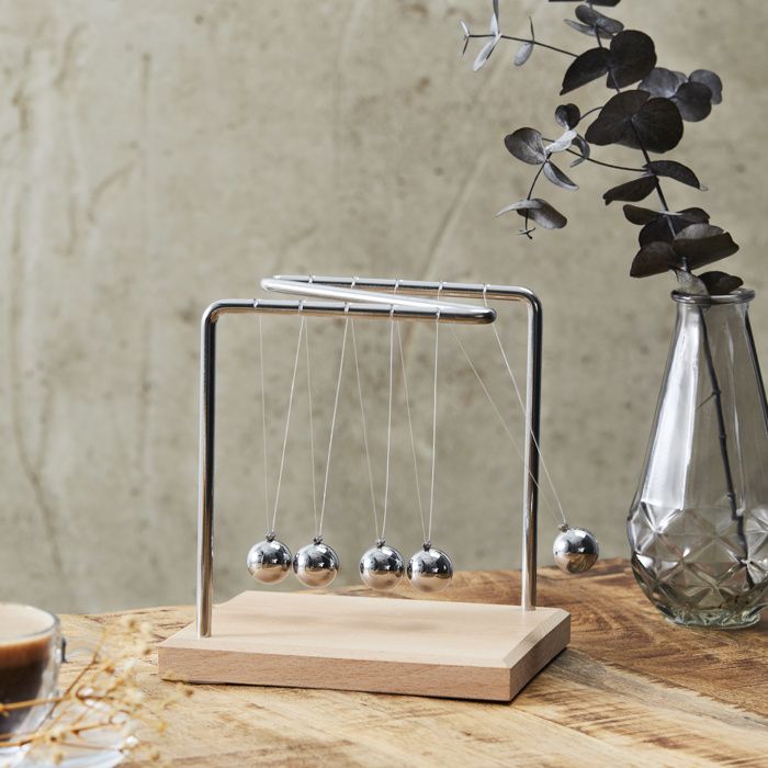 Pendule De Newton - Home Deco Factory - Ludique - élégant - Marron Et ...