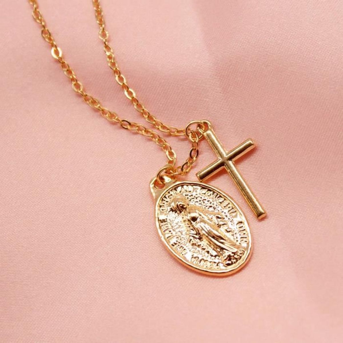 Collier avec Pendentif Croix et Médaille Miraculeuse Sainte Vierge ...