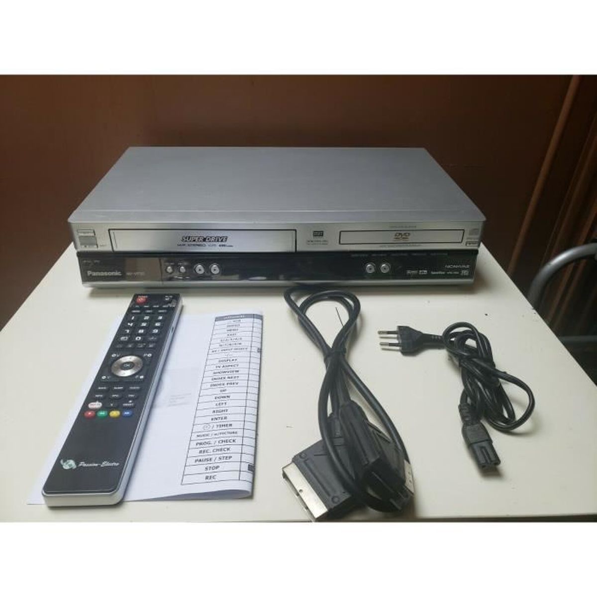 COMBINE PANASONIC NV-VP30 LECTEUR DVD MAGNETOSCOPE ENREGISTREUR VHS ...