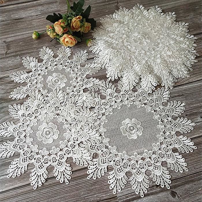 Napperon rond en dentelle à fleurs tapis de table brodé pour noël ...