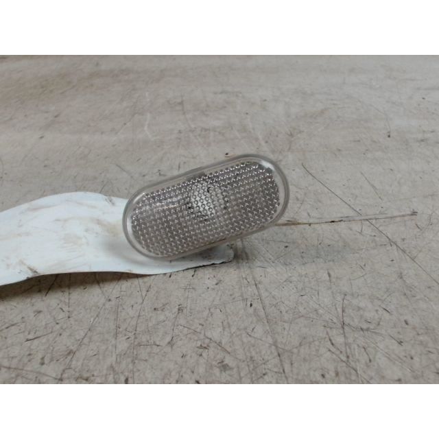 PHARES - REPETITEUR KIT CARROSSERIE - AILE GAUCHE RENAULT TWINGO 2 2007 ...