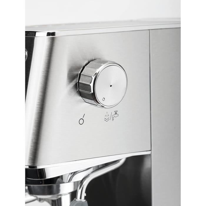 Machine à café expresso - UFESA - CE8020 - 20 Bars - 1350W - Système ...
