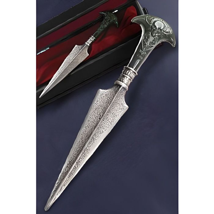 Réplique de la dague de Bellatrix Lestrange - NOBLE COLLECTION - Harry ...