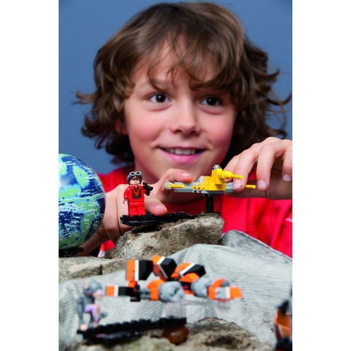 Lego Star Wars - Naboo Starfighter & Naboot - Jeu de construction ...