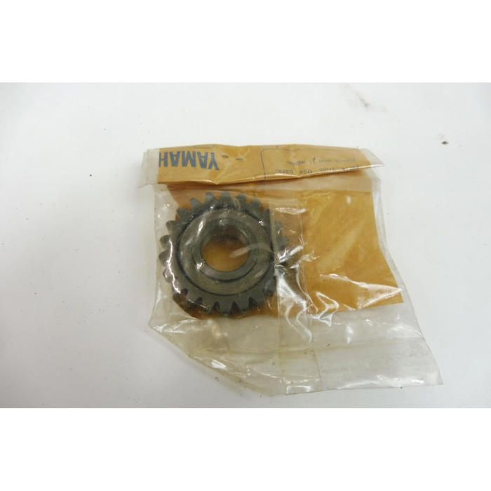 YAMAHA 80 YZ -84/87 PIGNON TRANSMISSION 5EME - 39K-17151-01 - Cdiscount ...
