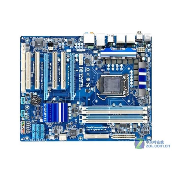 Carte mère GIGABYTE GA-P55-UD3R Intel P55 Socket LGA1156 4xDDR3 SDRAM ...