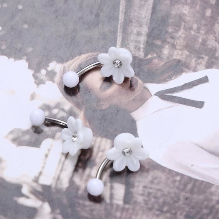 Nombril anneau corps humain suspendu Piercing fleur blanche forme ...