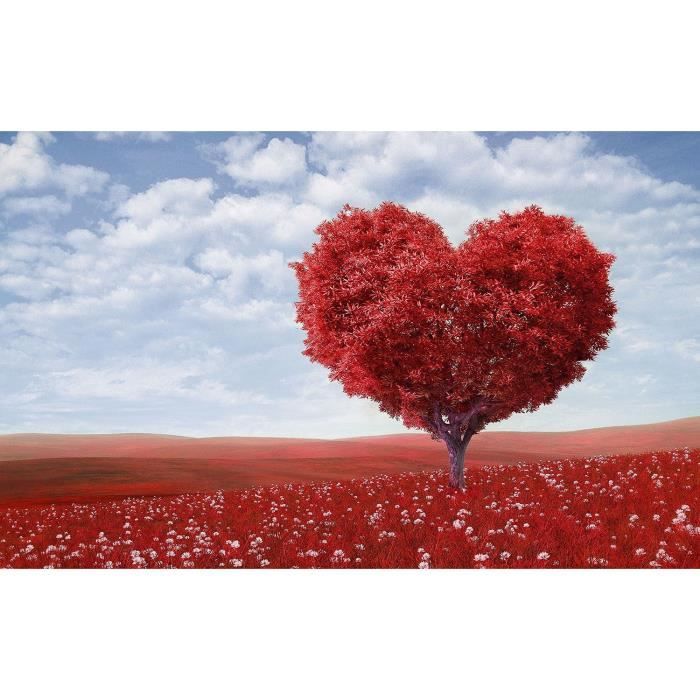 Poster Affiche Arbre rouge en Forme de Coeur dans Pré d'Herbes Rouges ...